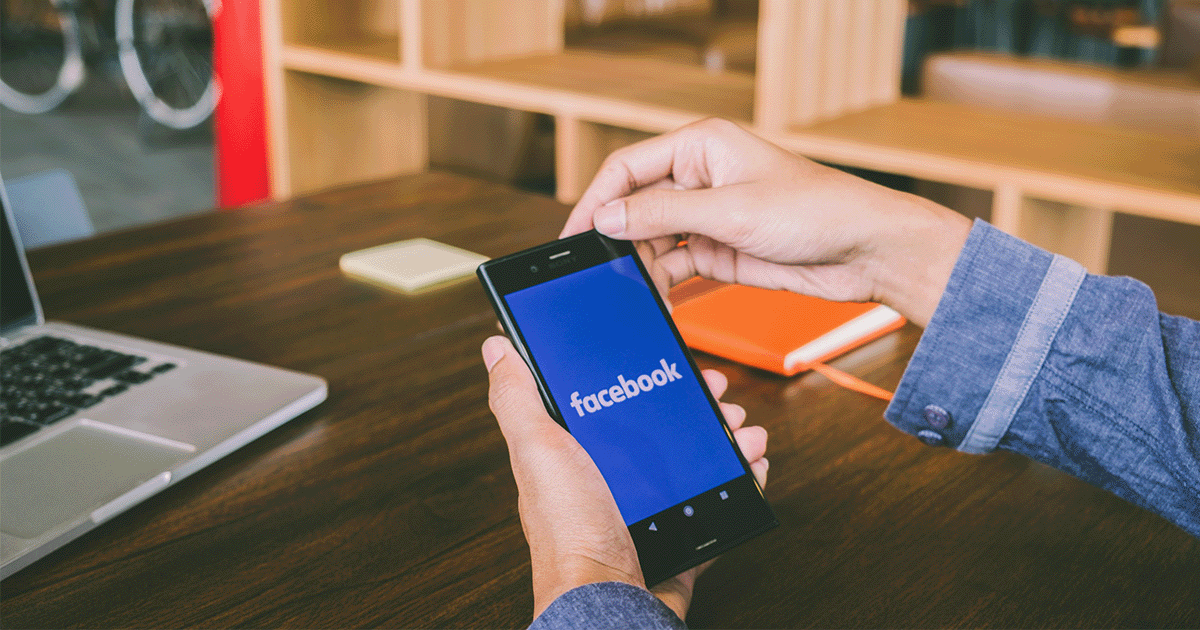 Přihlašování přes Facebook šetří čas, je ale bezpečné? - Dvojklik